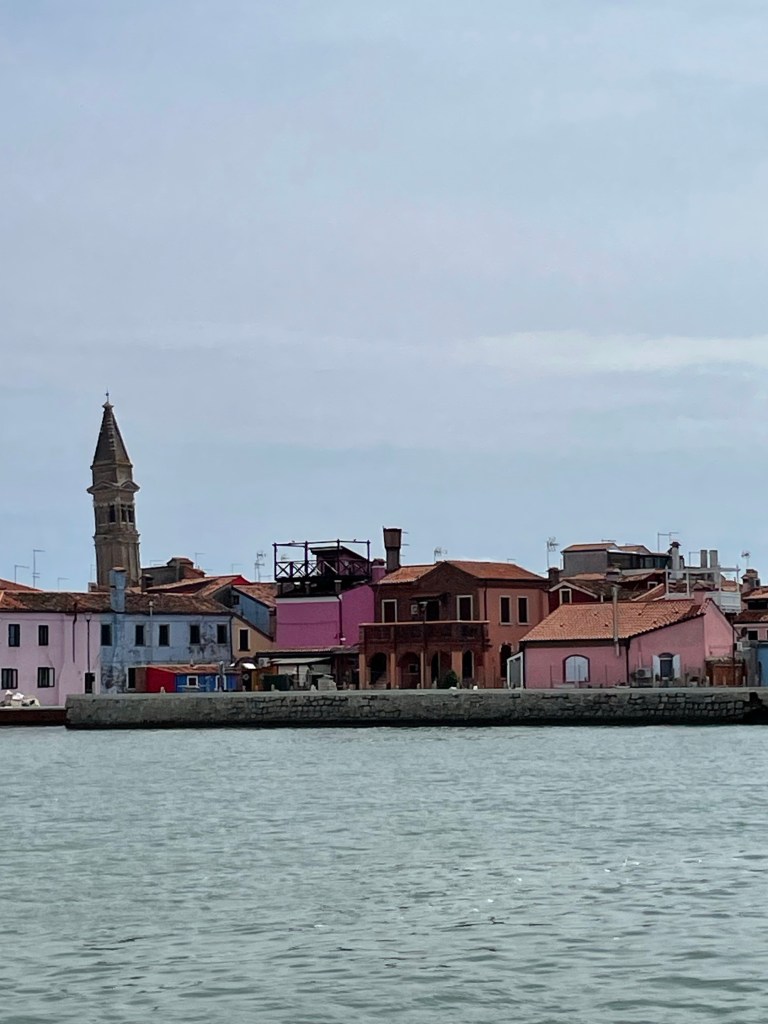 Burano, en ö utanför Venedig – RULLBO – Frihet På Hjul